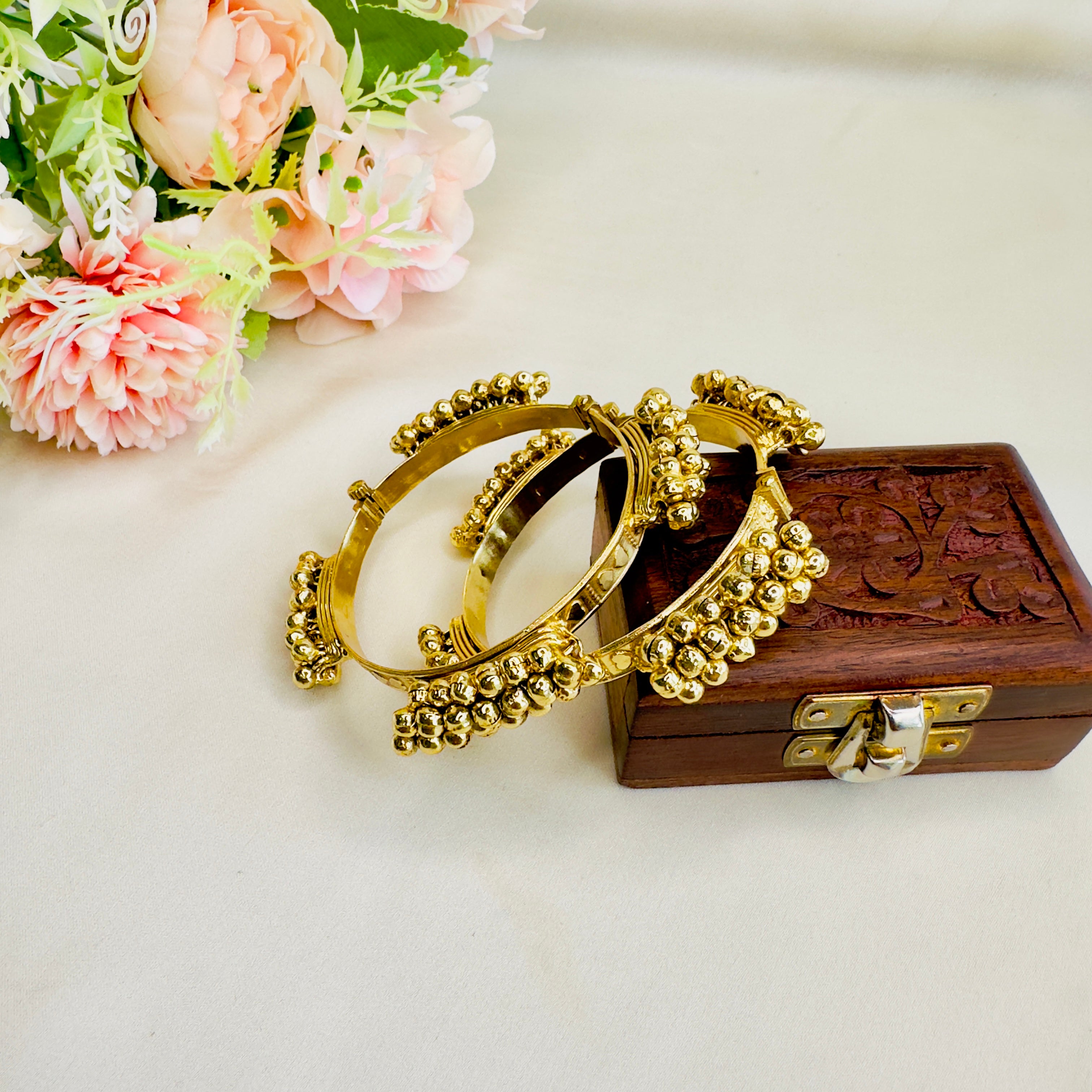 Ghungroo Design Bangles Golden Polish – Stridhan